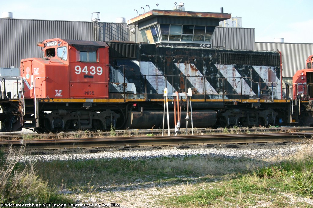 PRSX 9439 Ex CN 9439 GP 40-2W